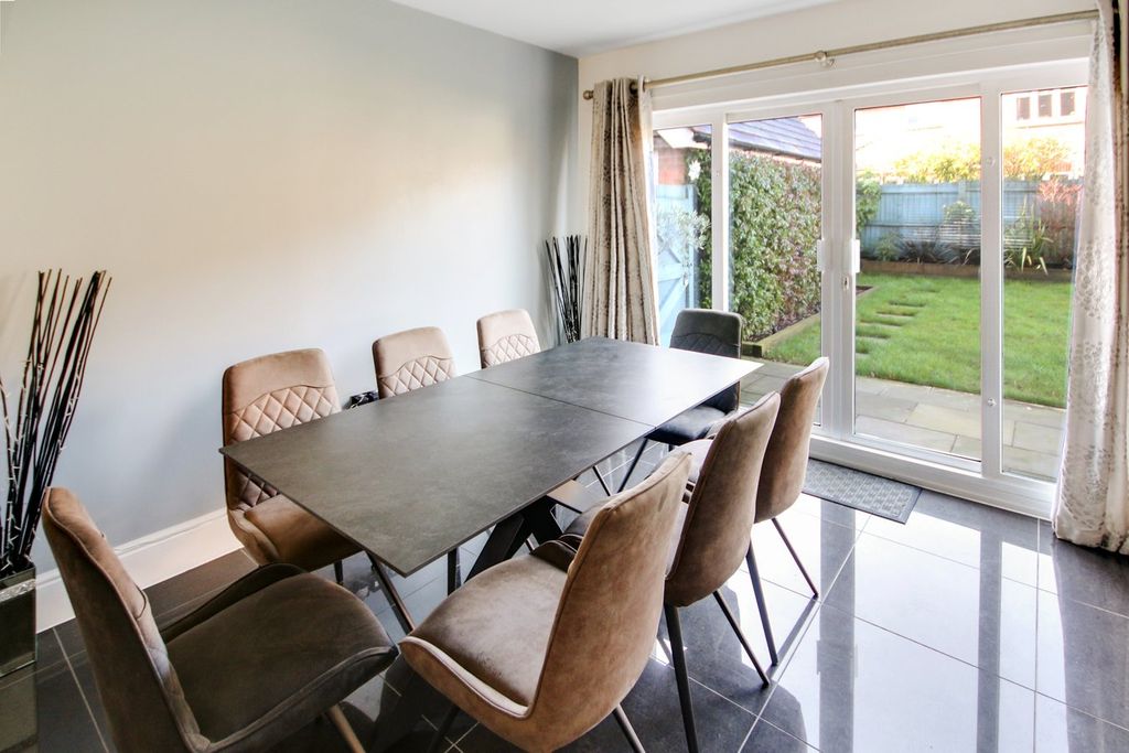 The Furrows, Crawley Down RH10, 4 bed detached house for sale, £725,000 ...