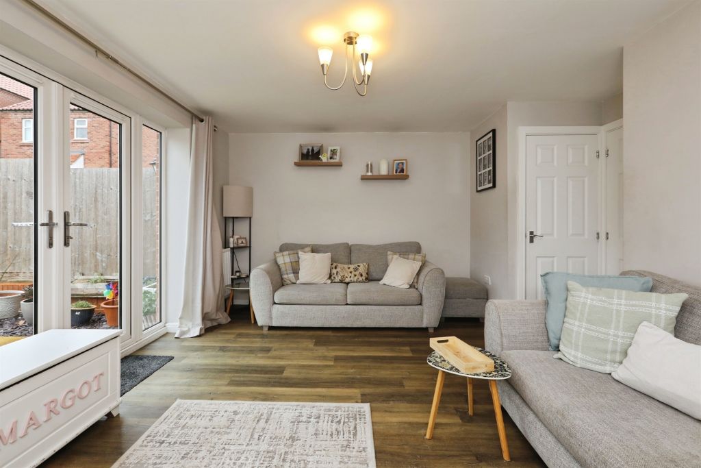 Orchardside Road, East Markham, Newark NG22, 3 bed semi-detached house ...