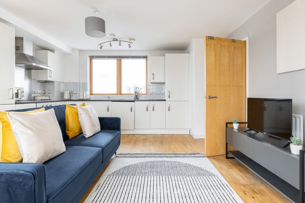 Felstead Street, London E9, 1 bed flat to rent, £2,100 pcm | PrimeLocation