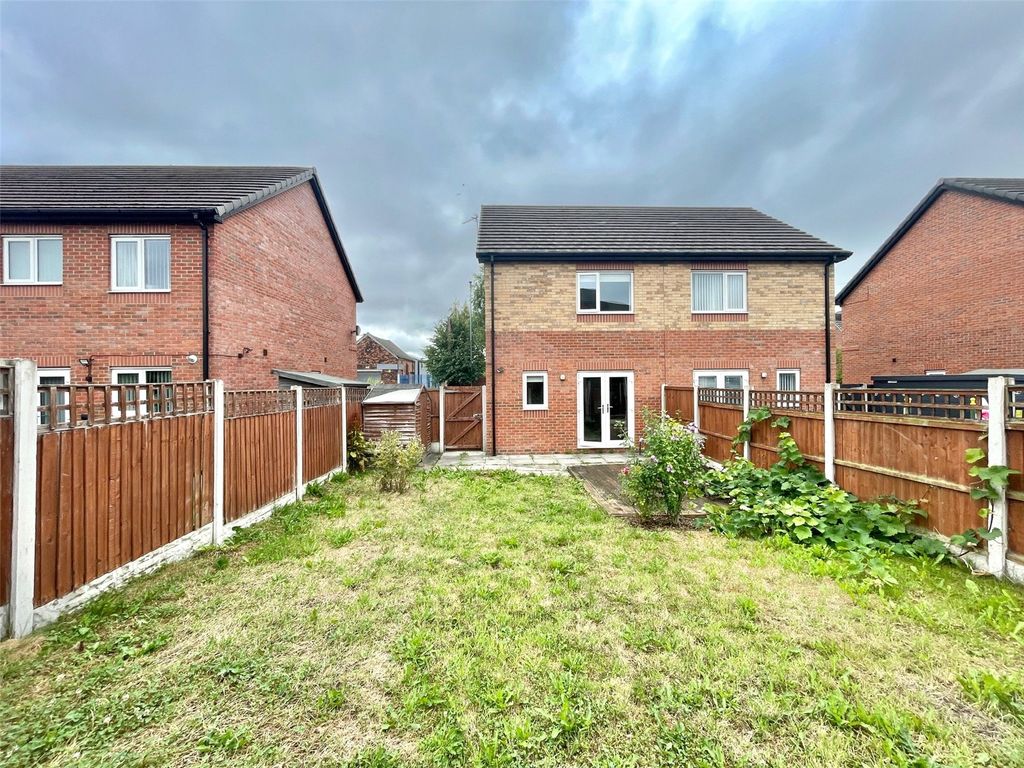 Page Lane, Widnes, Cheshire WA8, 2 bed semi-detached house for sale, £ ...