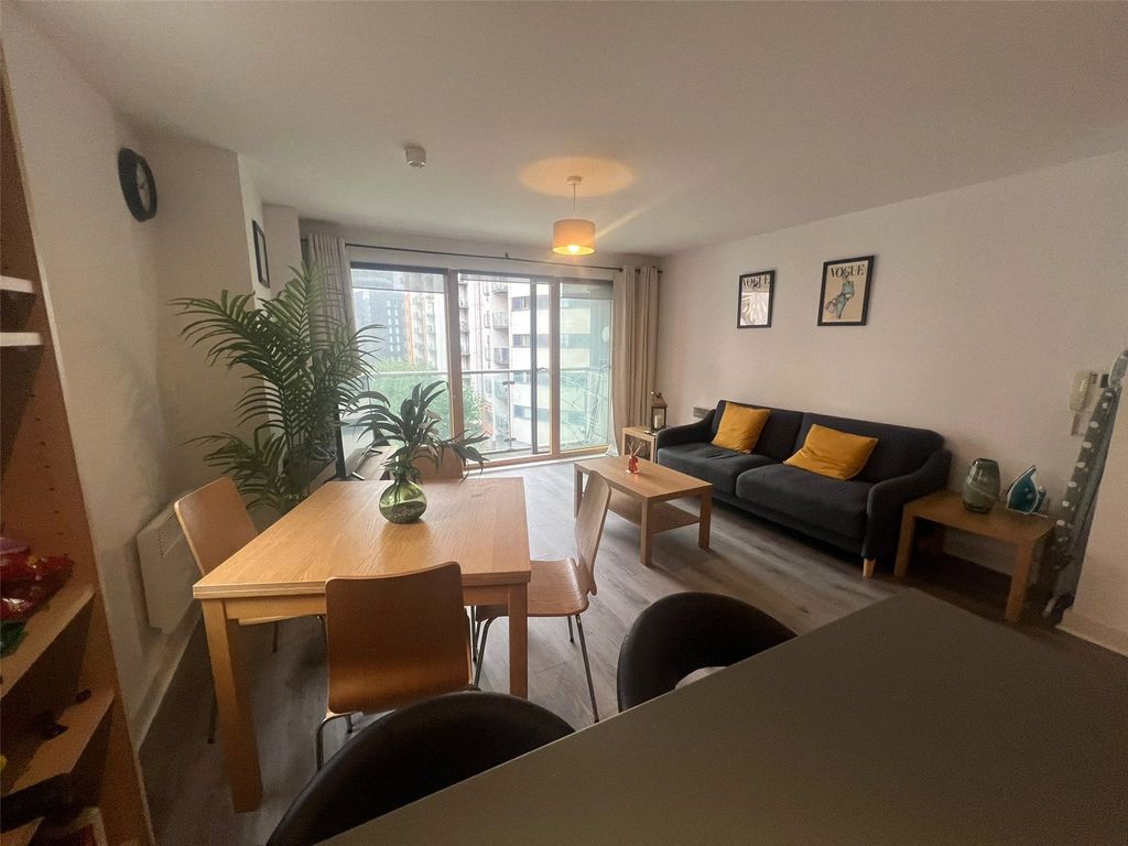 Lord Street, Manchester, Greater Manchester M4, 2 bed flat to rent, £ ...