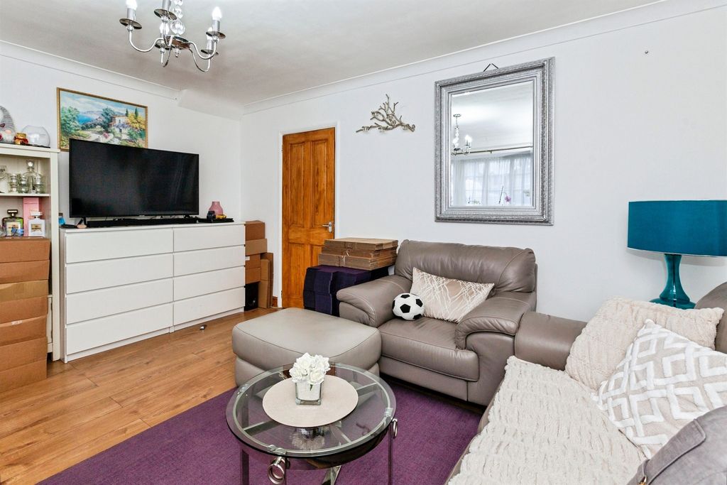 Broadmark Road, Slough SL2, 3 bed end terrace house for sale, £495,000 ...