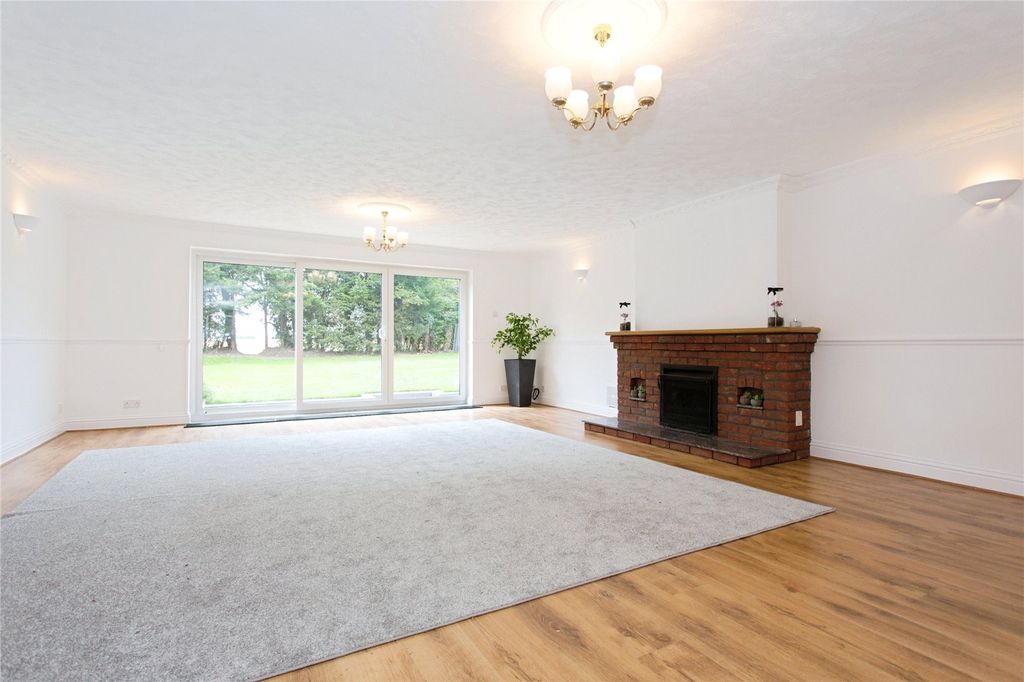 Ashmead Drive, Hardwick, Cambridge, Cambridgeshire CB23, 5 bed detached ...