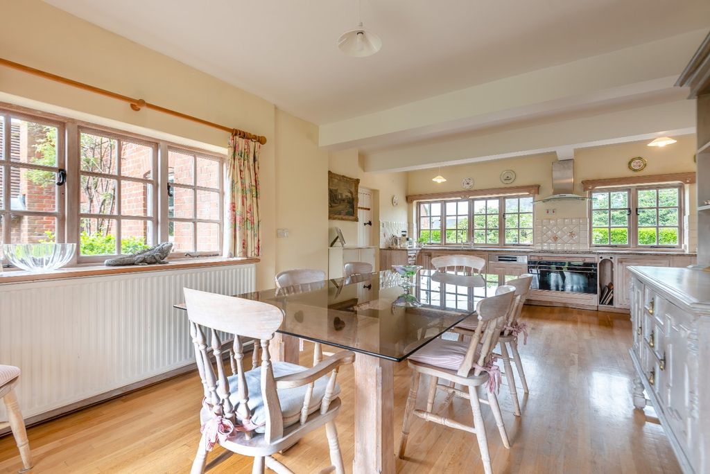 Holt End Lane, Bentworth, Alton, Hampshire GU34, 5 bed detached house ...
