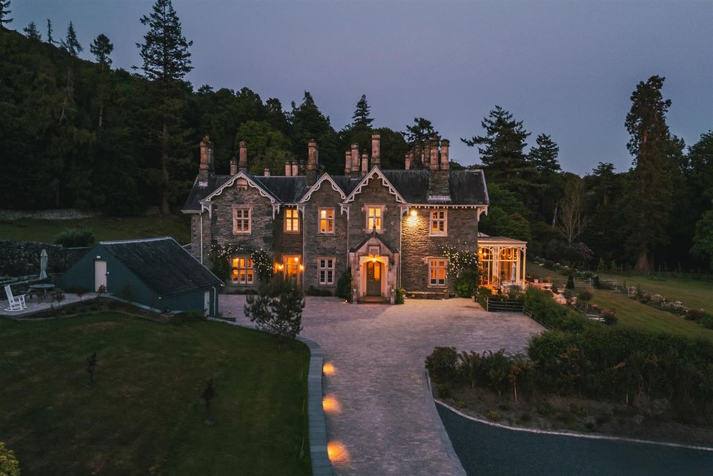 Wansfell Holme, Windermere LA23, 11 bed link detached house for sale, £ ...