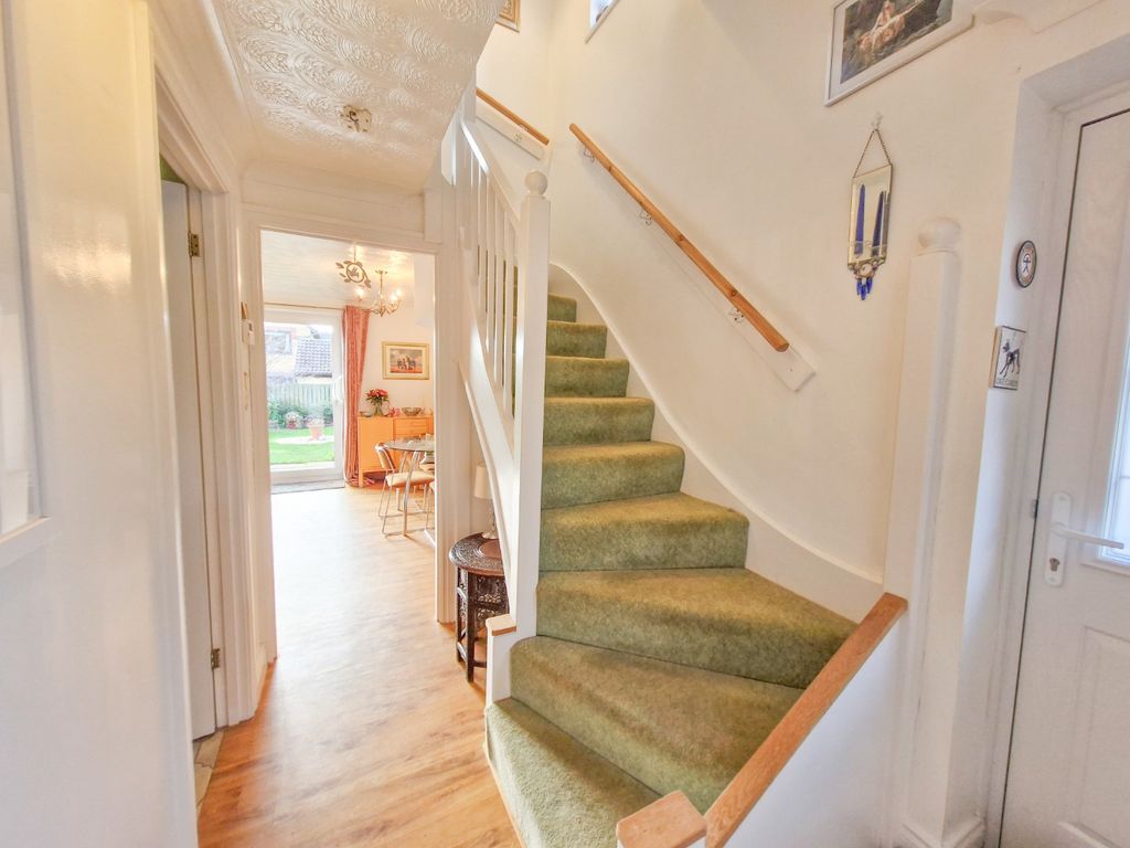 8 Birch Close, Woodford Halse NN11, 3 bed detached house for sale, £ ...