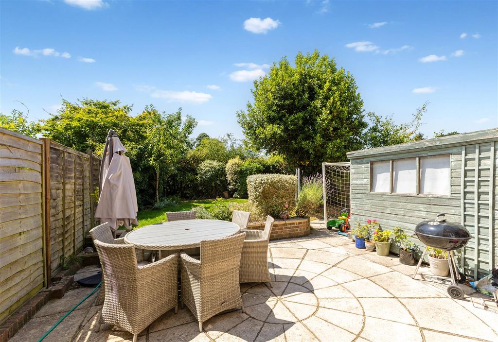Collingwood Way, Petersfield GU31, 4 bed property for sale, £595,000 ...