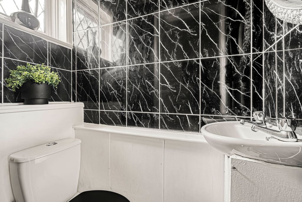 Stephens Way, Redbourn AL3, 3 bed terraced house for sale, £475,000 ...