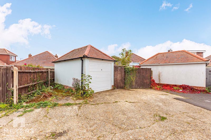 Tuckton Road, Southbourne BH6, 2 bed bungalow for sale, £350,000 ...