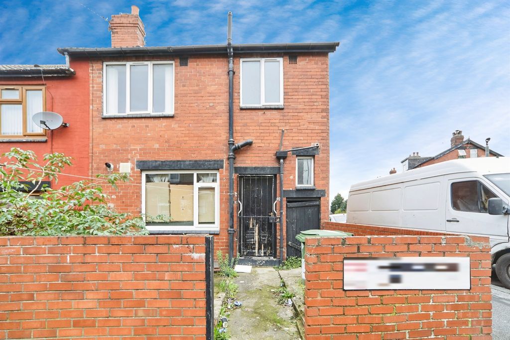Sandhurst Road, Leeds LS8, 3 bed end terrace house for sale, £130,000 ...