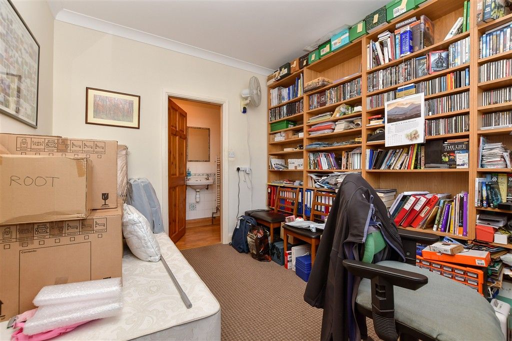 Wordsworth Road, Wallington, Surrey SM6, 5 bed semi-detached house for ...
