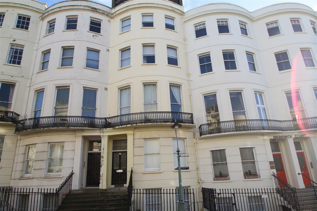 Brunswick Place, Hove, Brighton BN3, Studio for sale, £145,000 ...