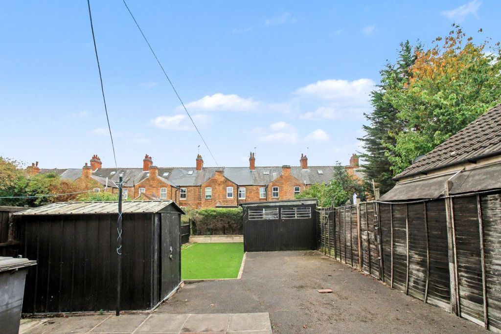 Trafalgar Road, Beeston Rylands NG9, 2 bed property to rent, £1,100 pcm ...