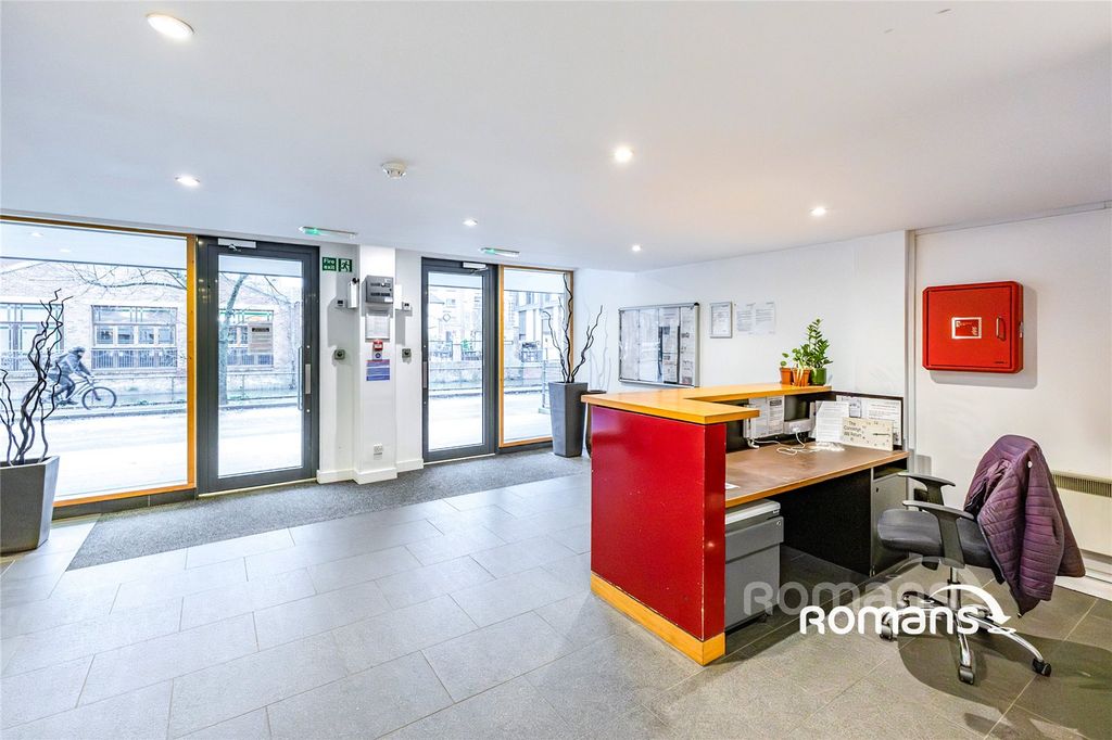 Queens Wharf, 47 Queens Road, Reading RG1, 2 bed flat to rent, £1,495 ...