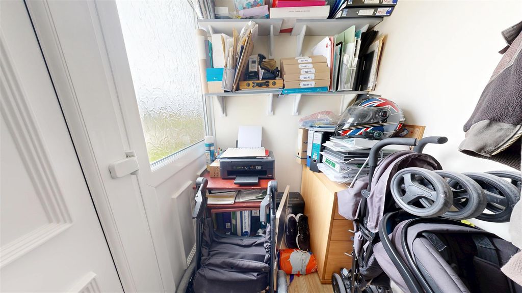 Shortlands, Portland DT5, 3 bed terraced house for sale, £200,000 ...