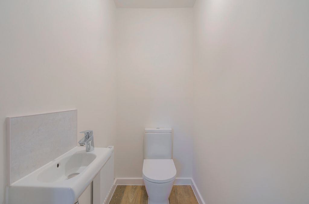 Austin Drive, Rushwick, Worcester WR2, 3 bed semi-detached house for ...