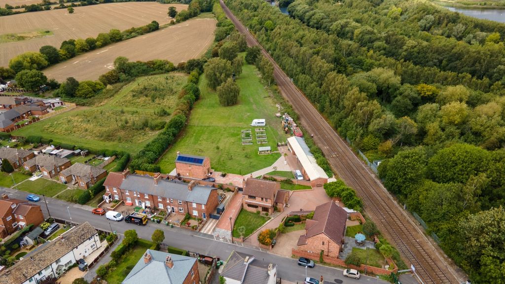 Station Road, Methley, Leeds, West Yorkshire LS26, 4 bed detached house ...