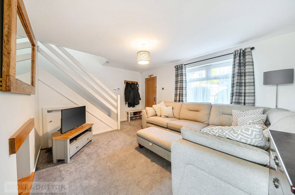 Gladstone Street, Hadfield, Glossop, Derbyshire SK13, 3 bed end terrace ...