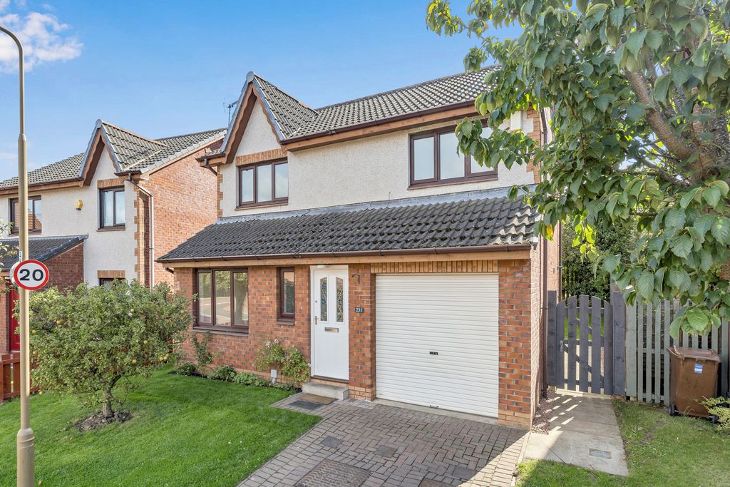 231 Guardwell Crescent, Edinburgh EH17, 3 bed detached house for sale ...