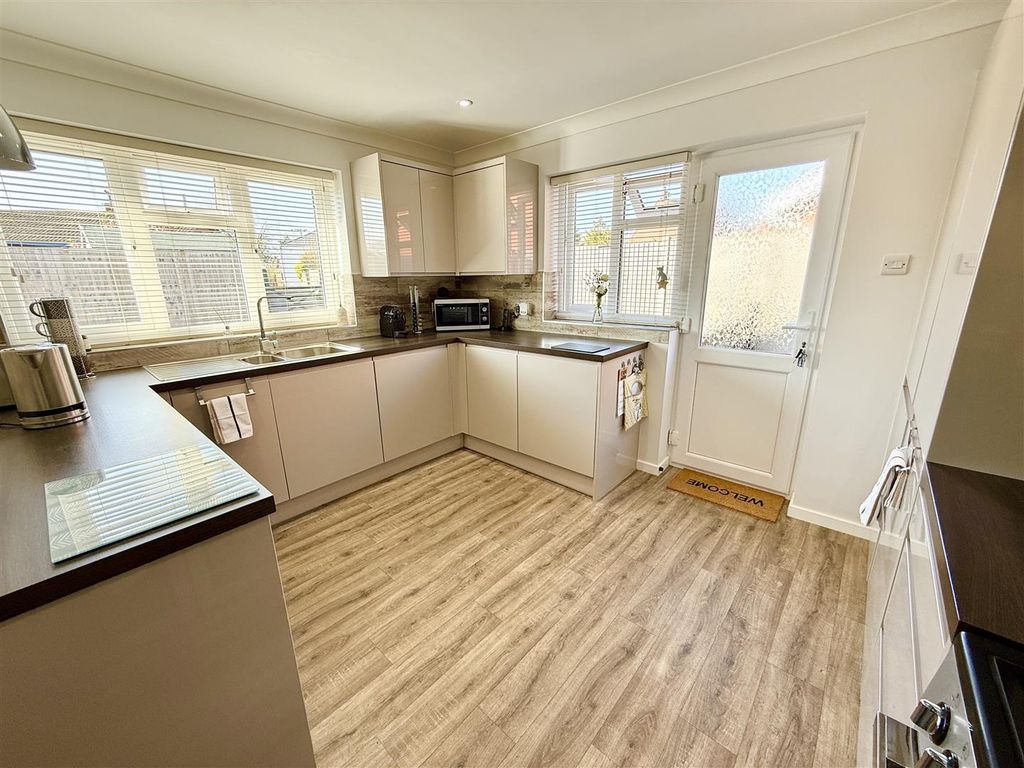 Church Road, Catfield NR29, 3 bed detached bungalow for sale ...