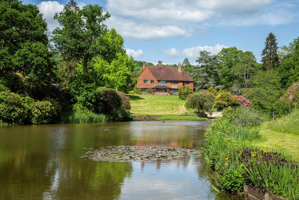 Vann Lane, Hambledon, Godalming, Surrey GU8, 5 bed detached house for ...