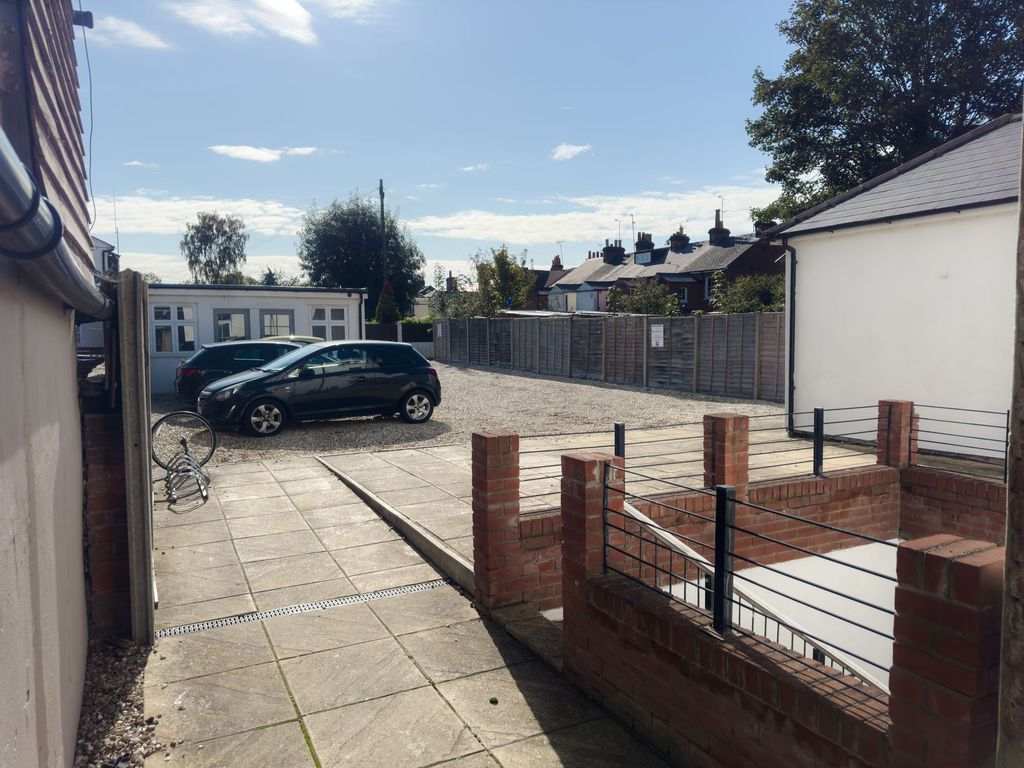 Room 4, Tilehurst Road, Reading RG1, Room to rent, £750 pcm | PrimeLocation