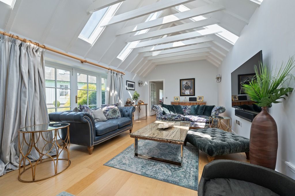 Milton Of Tullybeagle Farm, Bankfoot, Perth PH1, 5 bed detached house ...