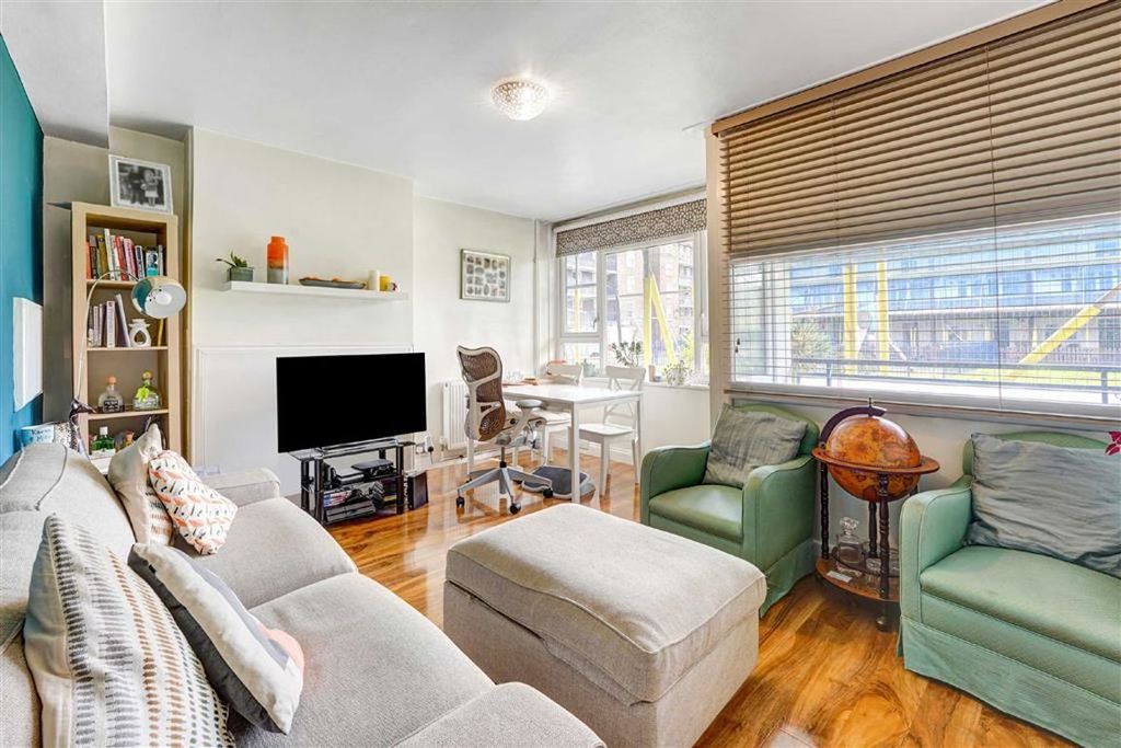 Gosling Way, Gosling Way SW9, 2 bed flat to rent, £2,250 pcm ...