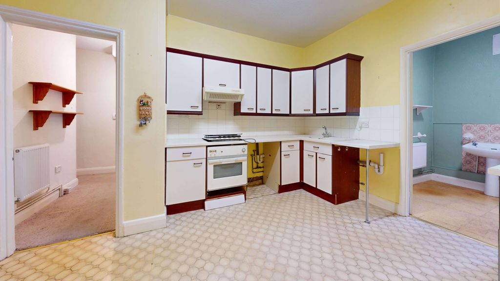 Ethelbert Road, London SW20, 1 bed flat for sale, £240,000 | PrimeLocation