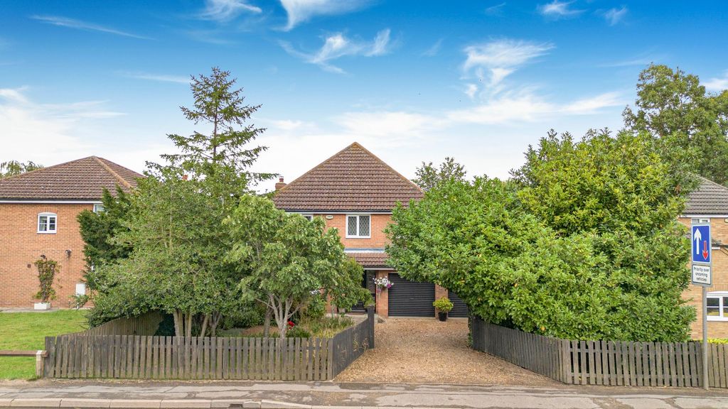 Oilmills Road, Ramsey Mereside, Cambridgeshire. PE26, 5 bed detached ...