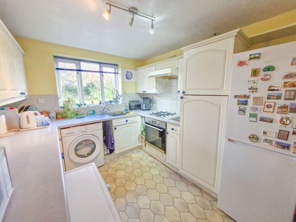 8 Birch Close, Woodford Halse NN11, 3 bed detached house for sale, £ ...