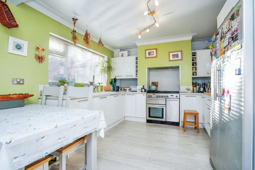 Grange Park Crescent, Leeds LS8, 3 bed semi-detached house for sale, £ ...