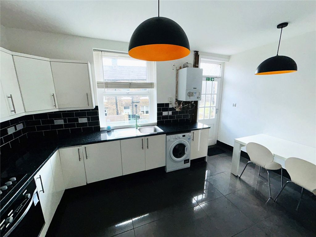 Westbourne Terrace, Halifax, West Yorkshire HX3, 3 bed detached house ...