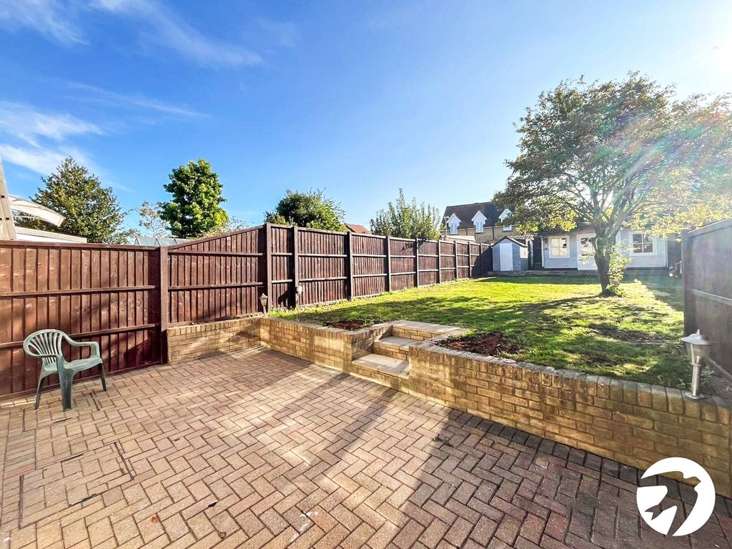 High Street, Wouldham, Rochester, Kent ME1, 4 bed end terrace house to ...