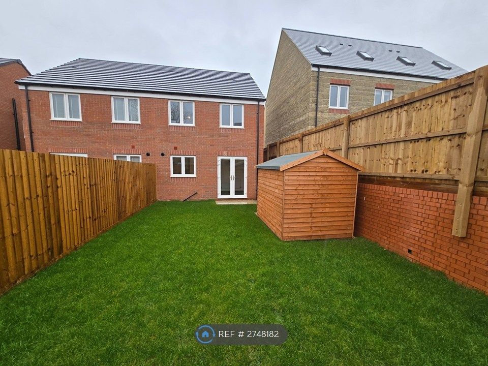Menzel Road, Corby NN17, 3 bed semi-detached house to rent, £1,295 pcm ...