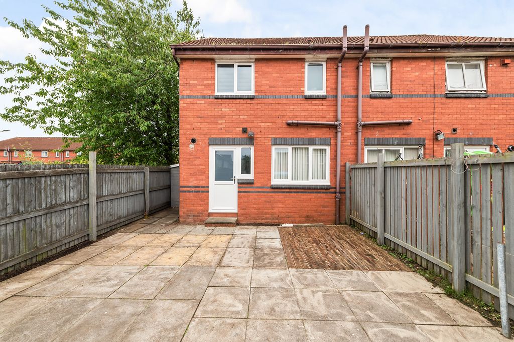 Caledonian Court, Falkirk FK2, 3 bed semi-detached house for sale, £ ...