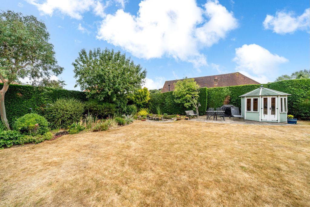 Chartridge, Chesham HP5, 5 bed link detached house for sale, £1,395,000 ...