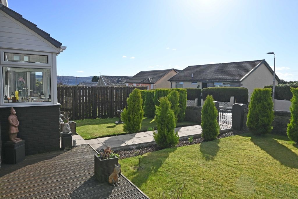 58 Mcarthur Street, Dunoon, Argyll And Bute PA23, 3 bed bungalow for ...