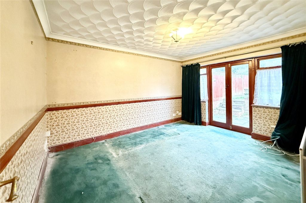 Bower Road, Hextable, Kent BR8, 3 bed bungalow for sale, £350,000 ...