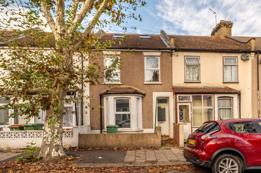 Finden Road, Forest Gate, London E7, 5 bed terraced house for sale, £ ...