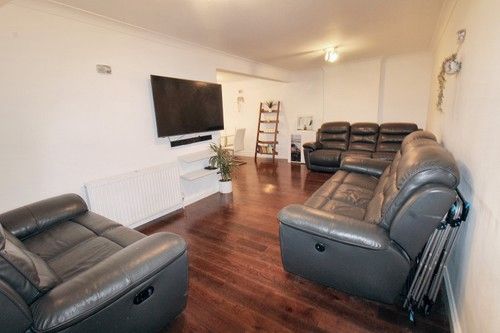 Chase Cross Road, Collier Row RM5, 4 bed bungalow for sale | PrimeLocation