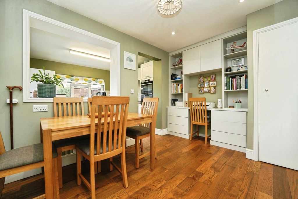 Flaxley Road, Tuffley, Gloucester, Gloucestershire GL4, 2 bed bungalow ...