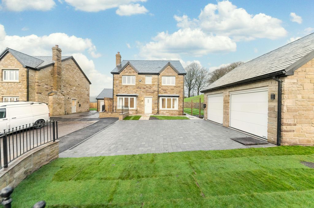 Hazel, 7 Meadow Edge Close, Rossendale BB4, Town house for sale, £ ...
