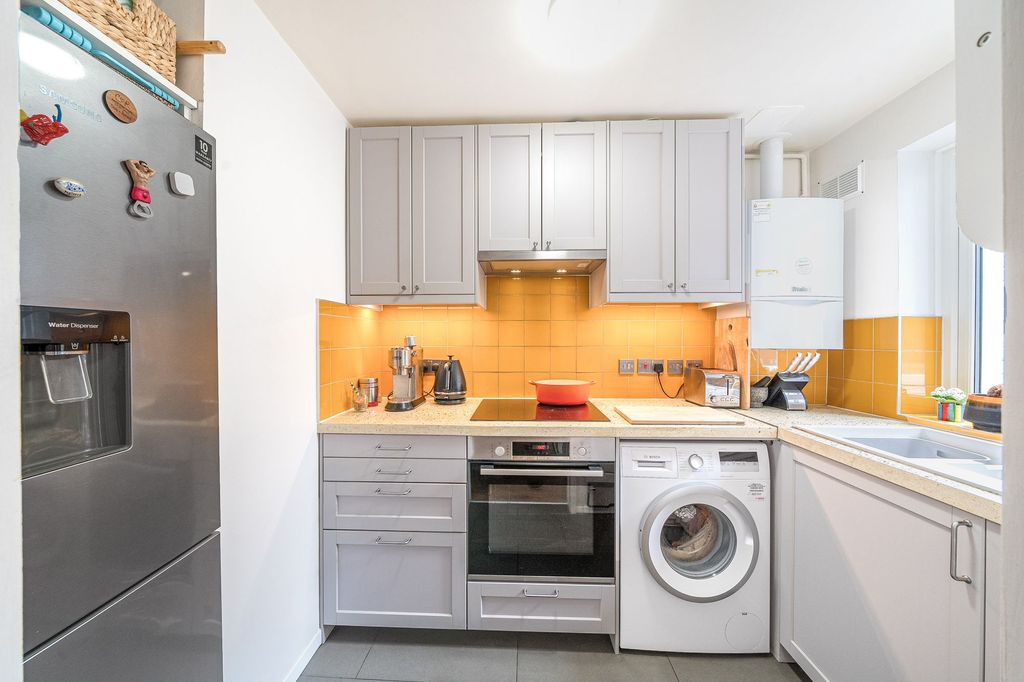 Freemasons Road, Croydon CR0, 1 bed terraced bungalow for sale, £ ...