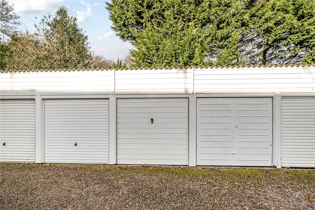 Culver Gardens, Victoria Road, Sidmouth, Devon EX10, 2 bed terraced ...