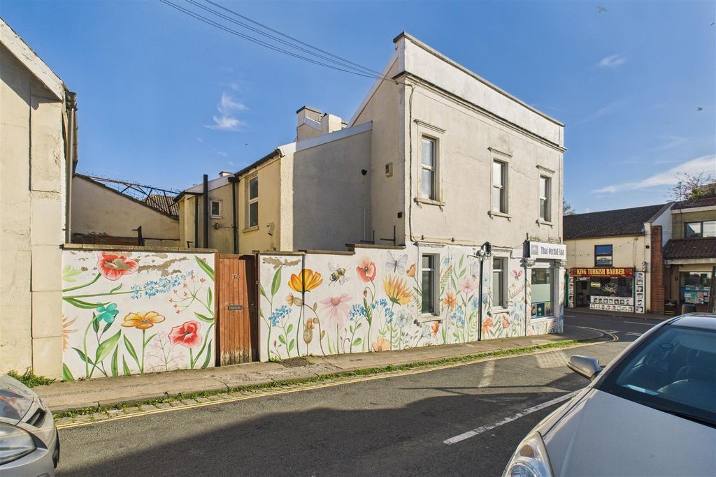 High Street, Shirehampton, Bristol BS11, 2 bed property for sale, £150,000 | PrimeLocation