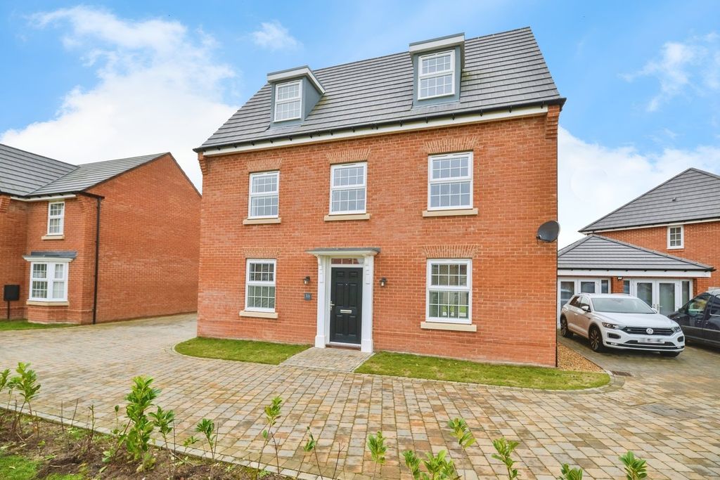 Sinderby Lane, Nunthorpe, Middlesbrough TS7, 5 bed detached house for ...