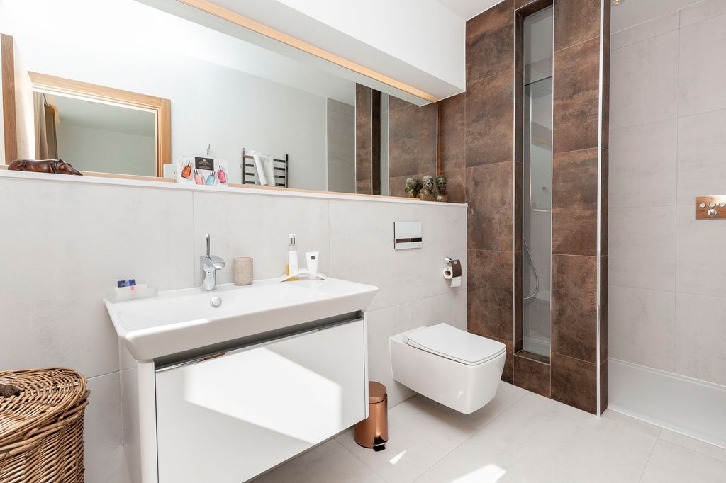 Castle Gogar Rigg, Gogar, Edinburgh EH12, 5 bed detached house for sale ...