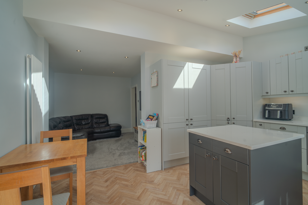 Woodvale Road, Hall Green, Birmingham B28, 3 bed semi-detached house ...