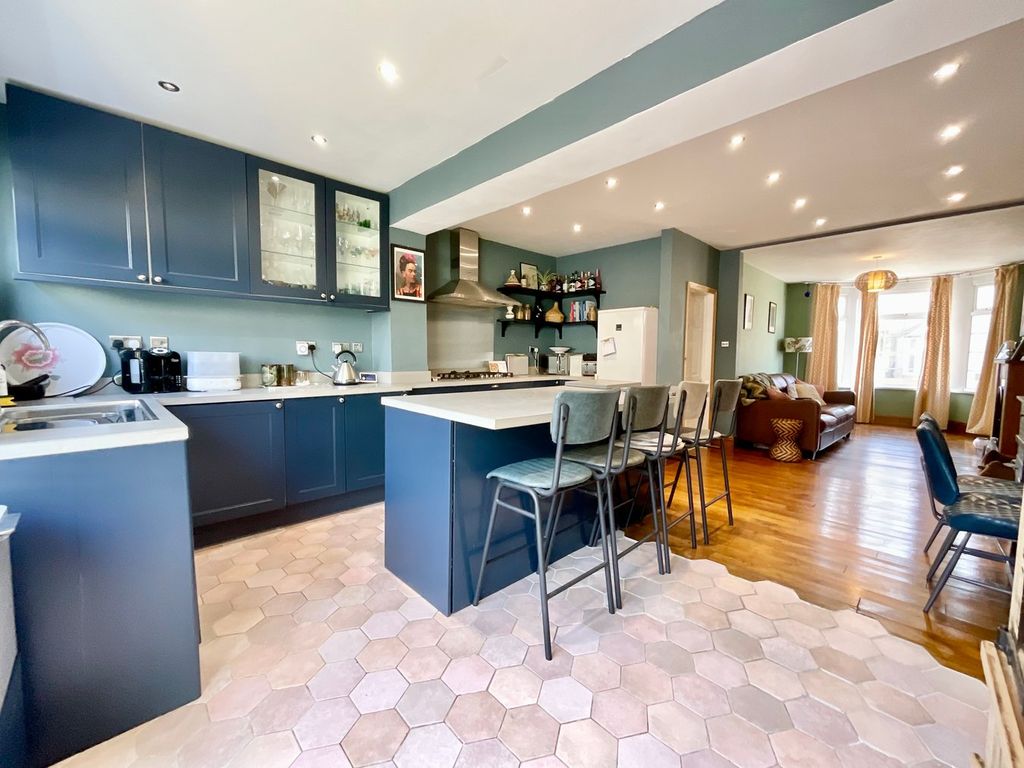 Caerleon Road, Newport NP19, 3 bed terraced house for sale, £210,000 ...